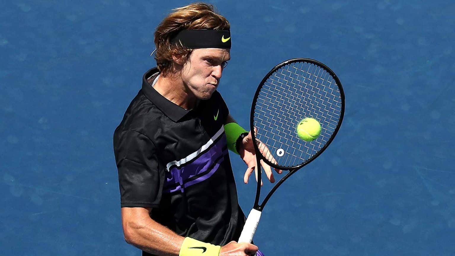 Andrey Rublev's Racket: How He Uses the Head Gravity Pro To Dominate ...
