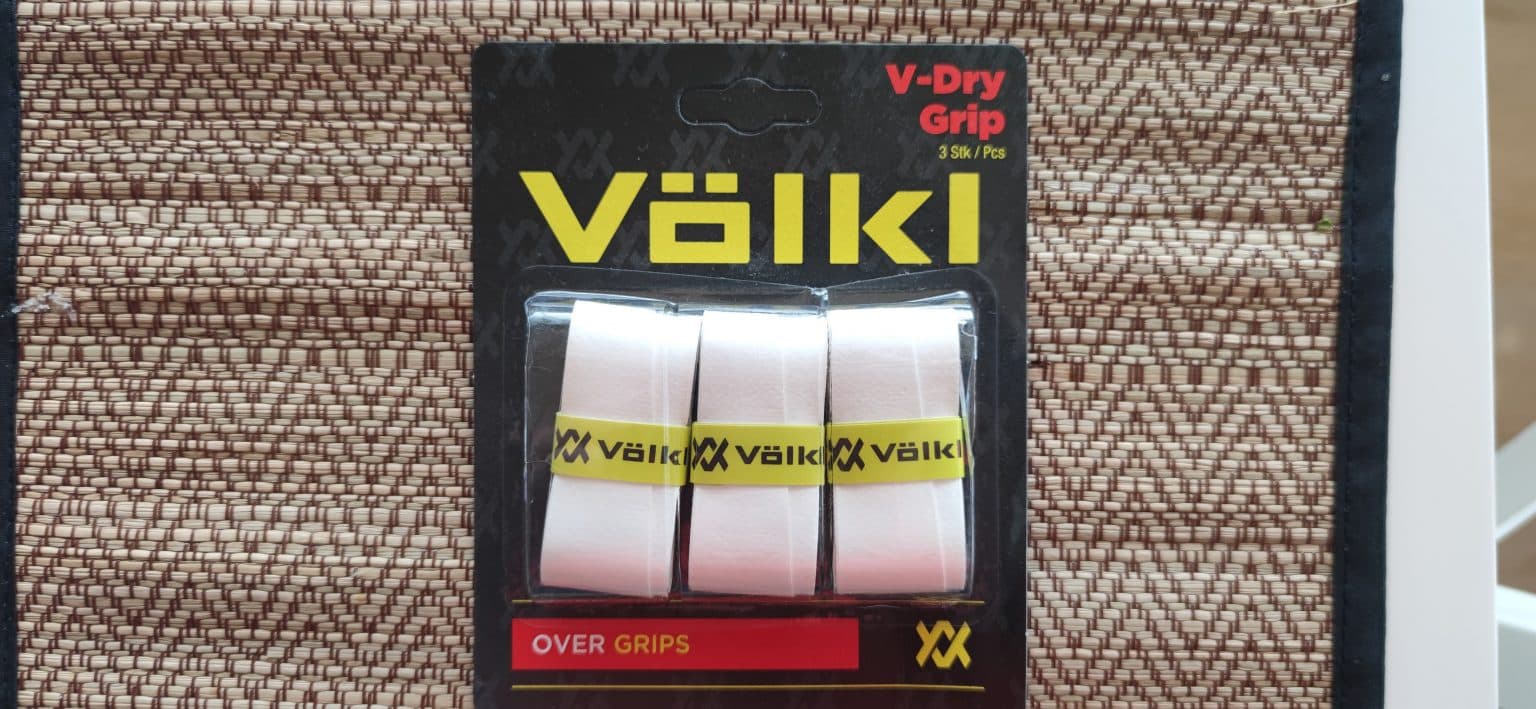 Best Tennis Overgrips [Reviewed & Playtested for 2021] – Tennis Base Center